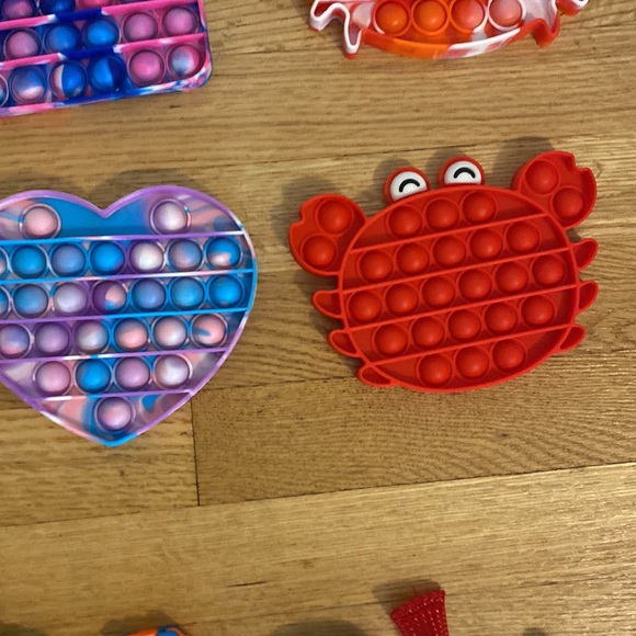 SHEIN | Toys | 26 Pack Of Fidgets | Poshmark